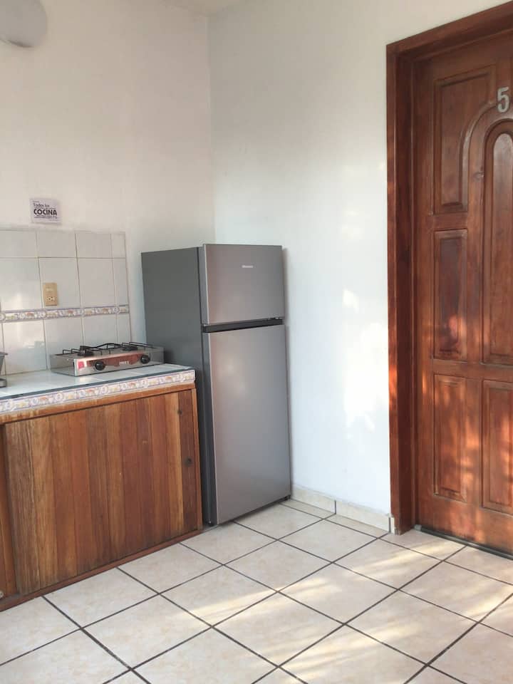 Esta Es Nuestra Habitación 5 - Zihuatanejo