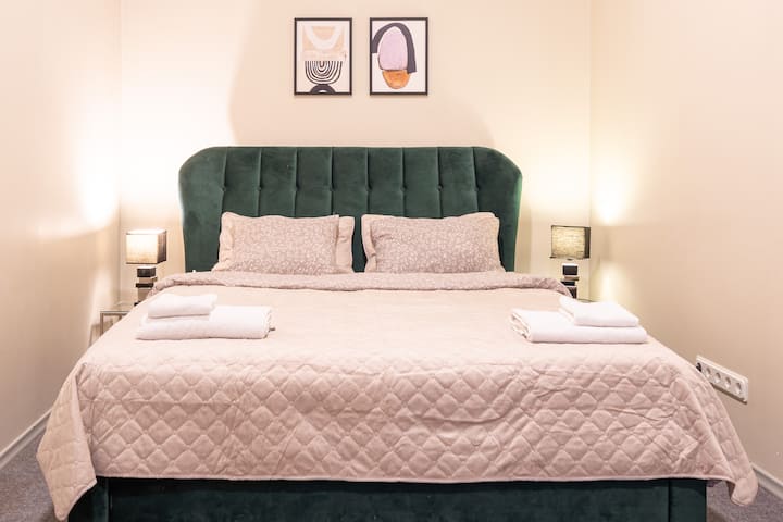 Freshly Renovated Apartment In City Centre - タリン