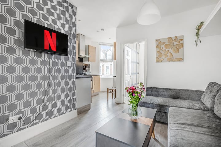 Best Location For All Of London - London