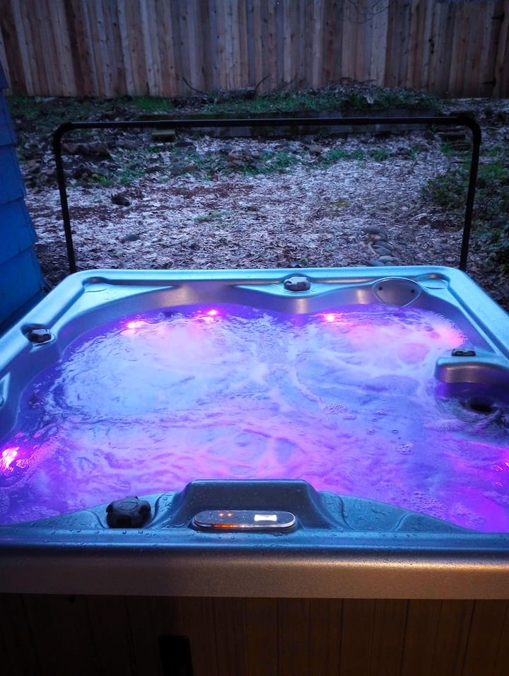 Clean Comfy House With Hot Tub, Pool Table, & Bbq - 오리건
