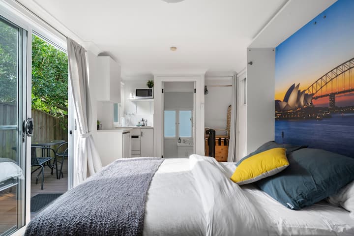 Cosy, Compact And Private Studio Garden Apartment - Sydney