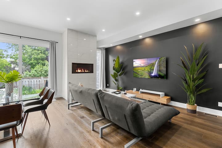 Britannia Beach | Fireplace | Ping Pong | Parking - Ottawa