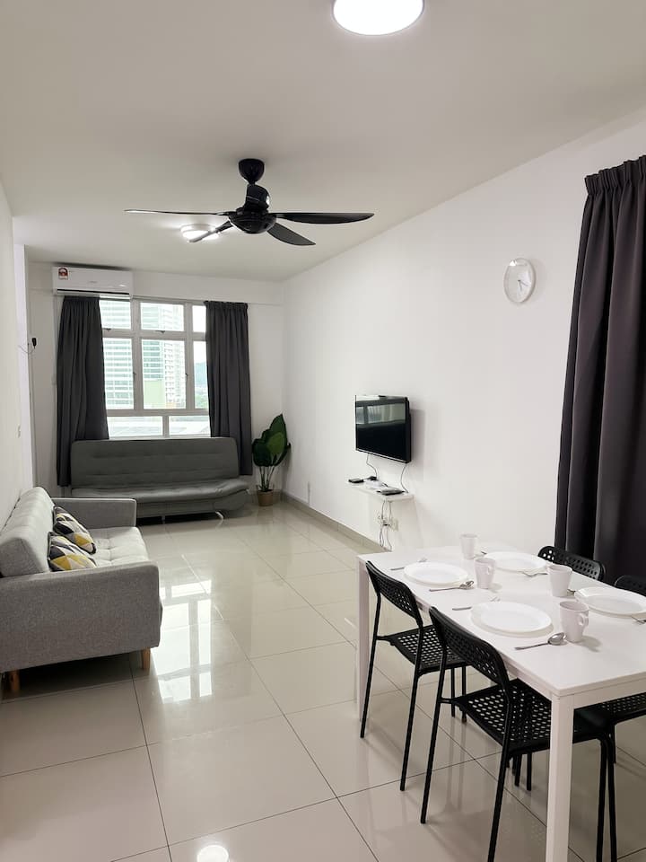Tur10-3room1living-spice Stadium-1minfoodcourt - Balik Pulau