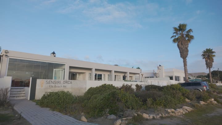 Sensiri Orca Beach Villa - Langebaan