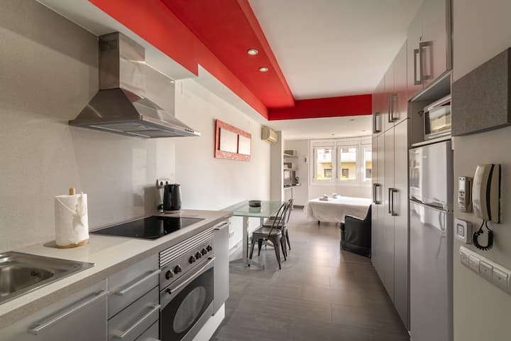 Sants-montjuïc | Studio | Washer | Tv | Wi-fi - Barcelona