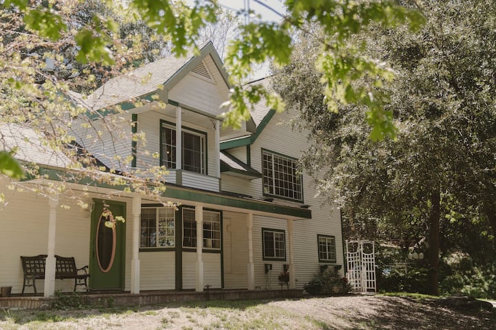 The Garden House In Oak Glen - Banning, CA