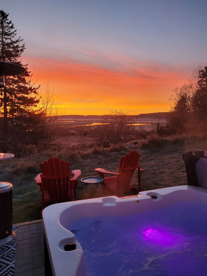 Moonbrook Manor Guest Suite With Outdoor Hot Tub - ニュー・ブランズウィック