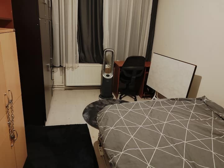 Kızılaya Yakın Oda - Ankara