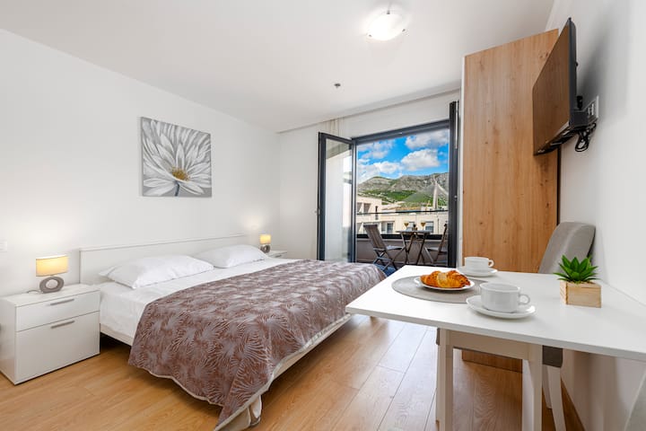 Dubrovnik Skyline Studio Apartment With Balcony - Dubrovnik