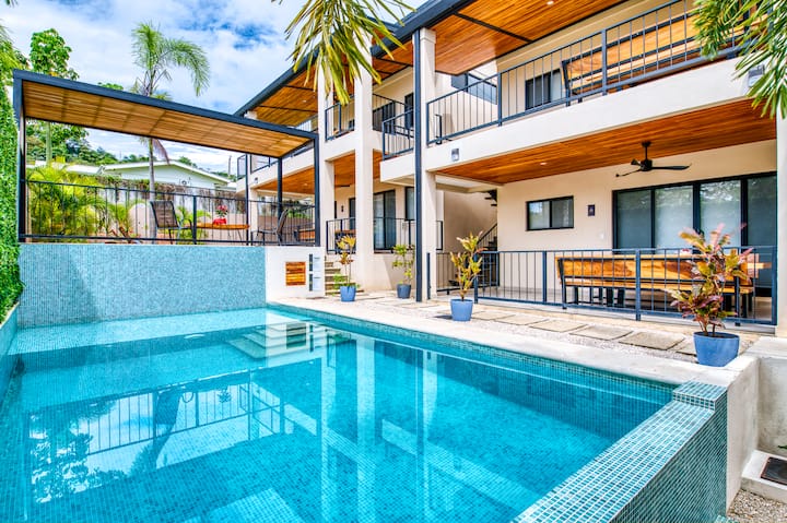 Piscina Y Cerca De La Playa En Planta Baja - Tamarindo