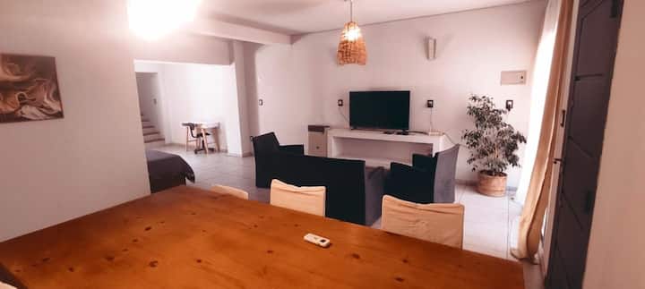 Felisa Home In Mendoza City - Mendoza