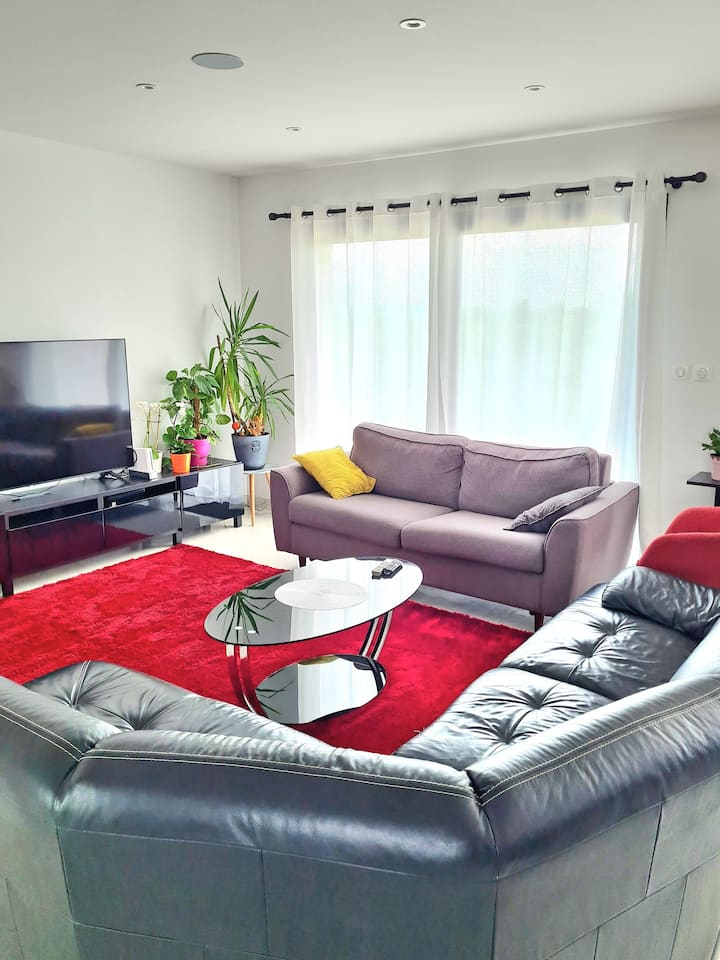 Maison Tout Près D’aurillac - Monts Du Cantal - Auvergne