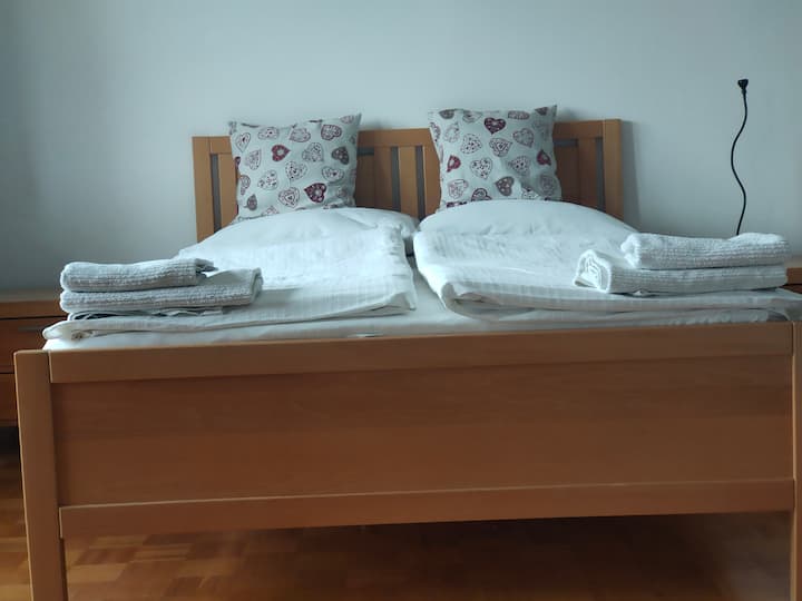 Room Na Poljani In ŠKofja Loka - Kranj