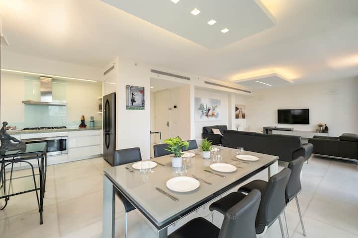 2+2 Sleeps 5 With Miklat. 1500sqft - Tel Aviv-Yafo