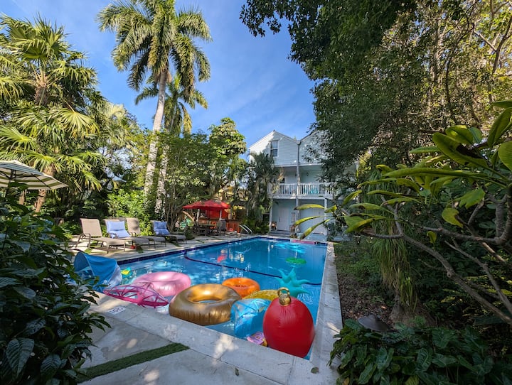 Cathouse Old Town Tropical Oasis Huge Pool/parking - Key West, FL