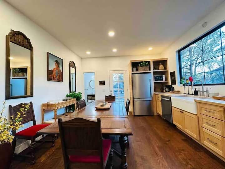 Downtown Charm, Right By Msu! Restored 1900s Home - Springfield, MO