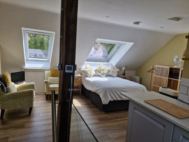 The Sapling At Cedar Tree Lodge - Bradford-on-Avon
