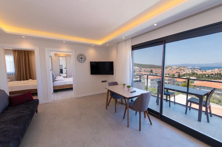 2+1 Apartment  In Center - Çeşme