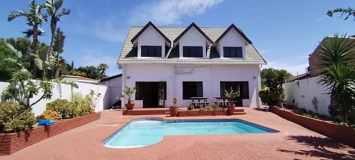 Langa Lodge Guesthouse - Gqeberha