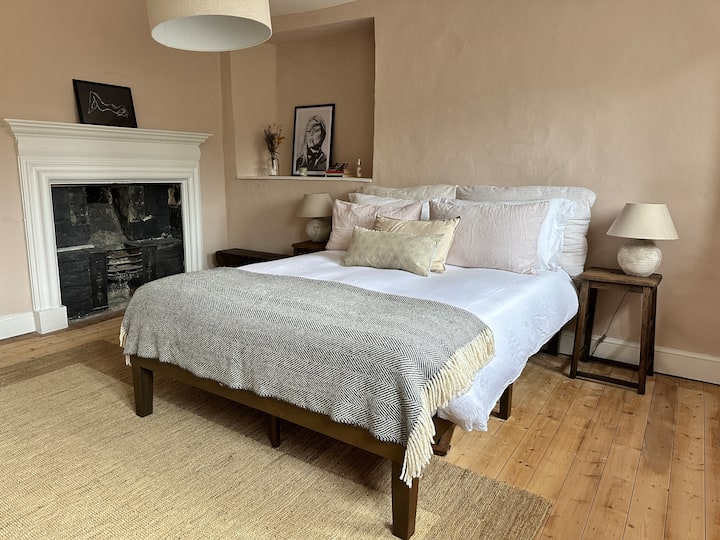 Spacious Family Home In Somerset - Shepton Mallet