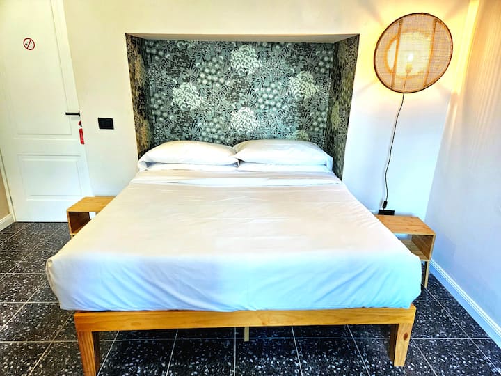 Albium Hotel - Economy Piano Terra - Albenga