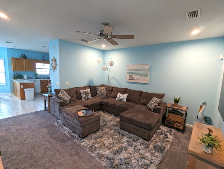 Louise's Coastal Cottage - Brunswick, GA