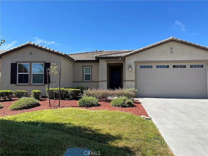 Peaceful Menifee Getaway Near Wine Country - Menifee, CA
