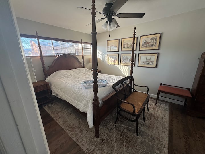 Private Apt In Webster Groves-e1 - Kirkwood, MO