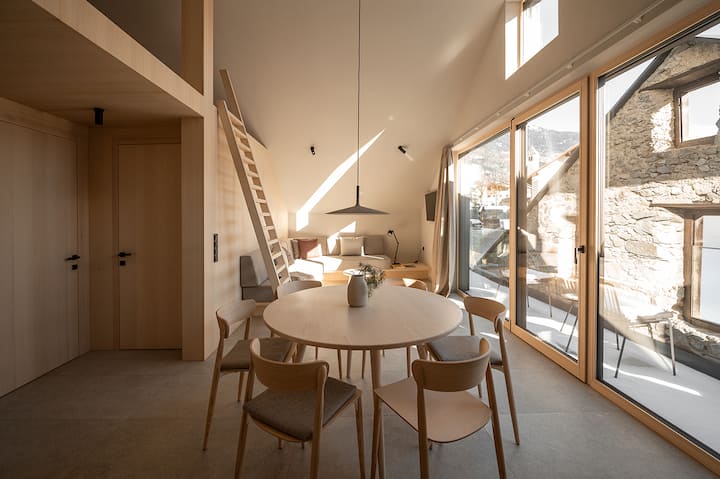 Calva Stonehouse Apartment With Balcony - Stelvio