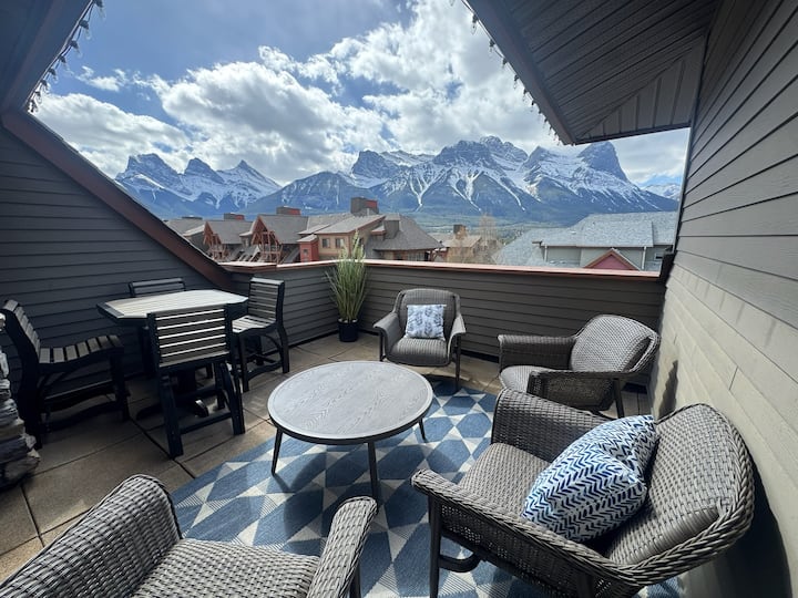 Stunning Mountain View Penthouse | Hot Tubs & Pool - Canada