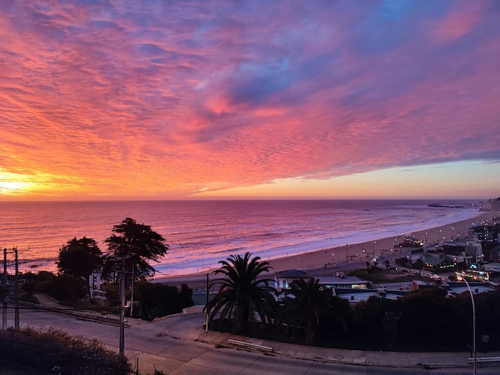 Vista Privilegiada Cómodo Departamento - Viña del Mar
