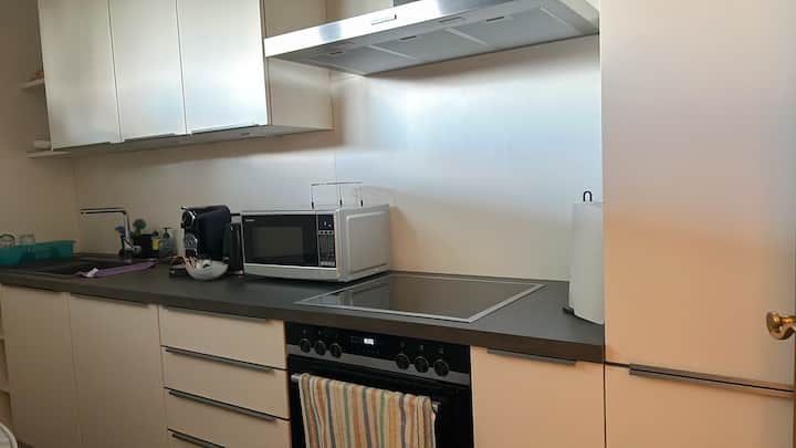 Private Bathroom. 1 Min Walk To Giesing Station - München