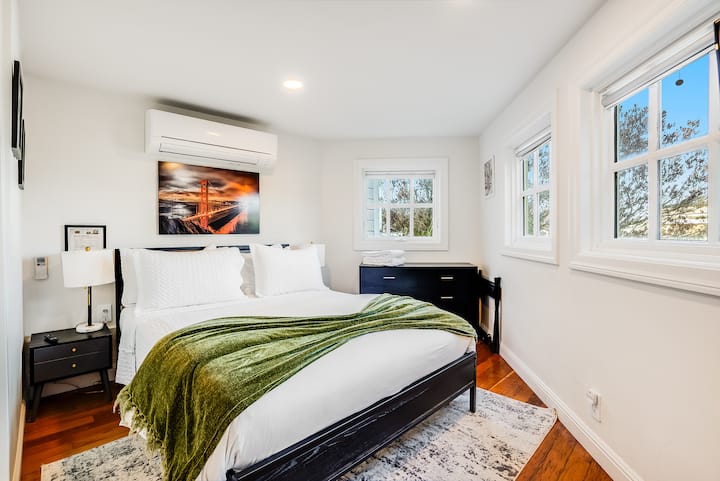 Cozy & Private Apartment | Castro | Heart Of Sf! - San Francisco, CA