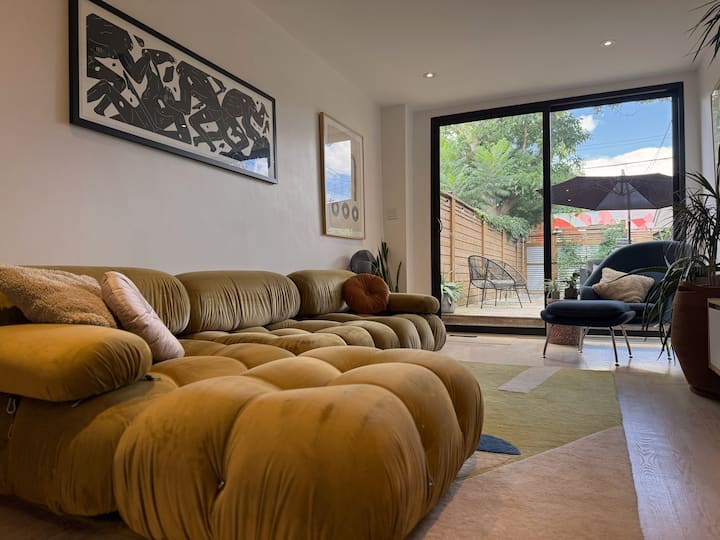 Afton House – In The Heart Of Toronto's Best - Toronto
