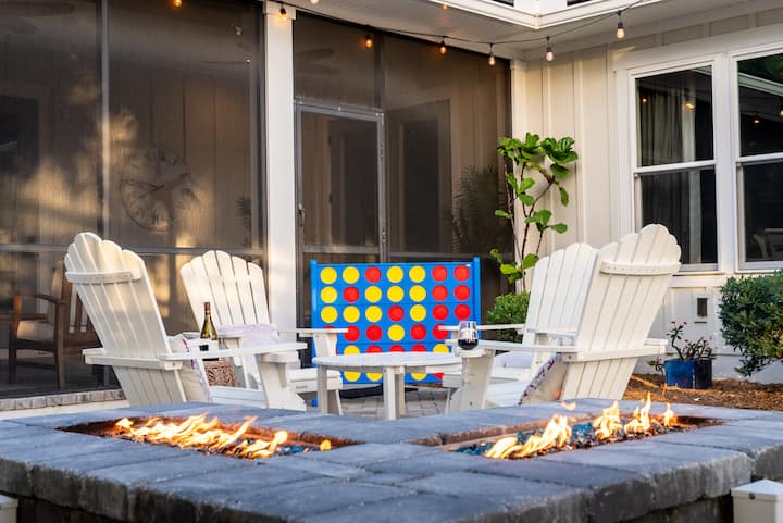 5 Mins To Downtown! Hottub•golf Sim•dual Fire Pit - St. Augustine, FL