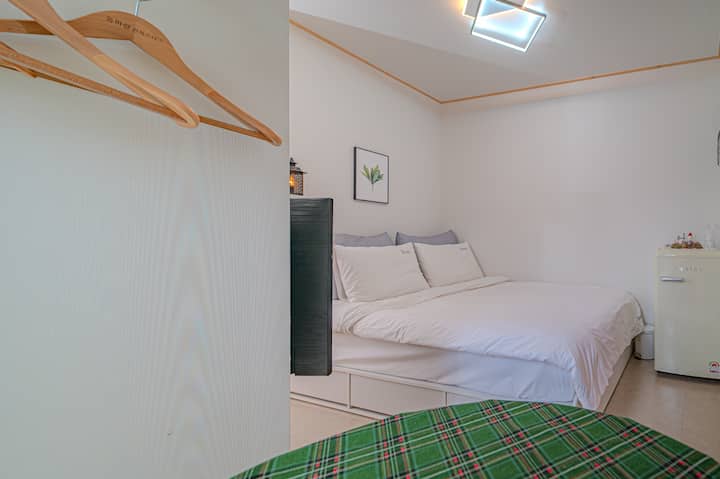 한옥 펜션 동파랑 동녘룸 - Gyeongju-si