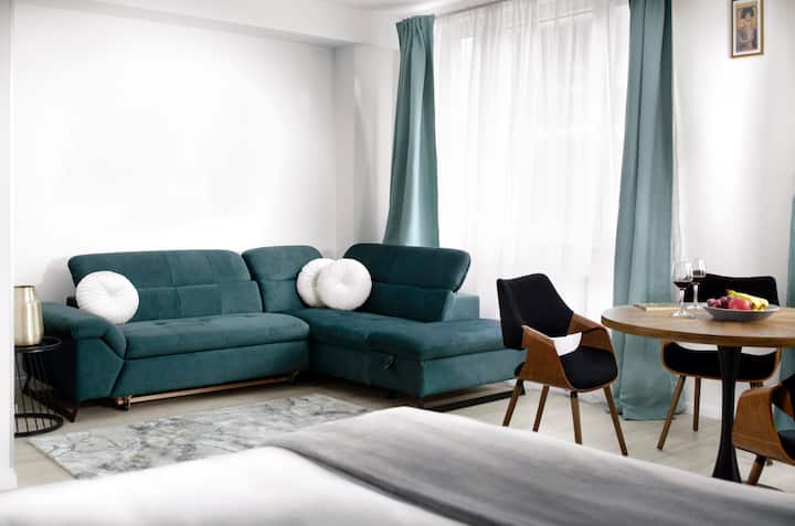 Corvin Boutique Apt Deluxe & Comfort, Fast Wifi - Budapest