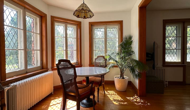 Le Classique - L’élégance D’un Autre Temps - Sherbrooke