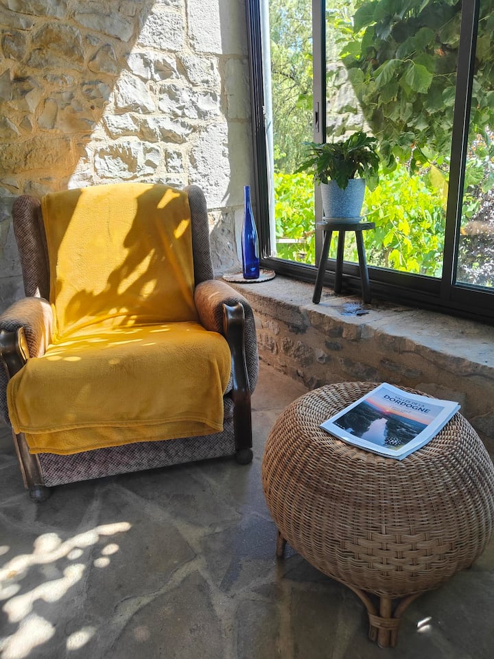 Le Gîte Du Lac  Aux Portes Des Villages De France - Collonges-la-Rouge