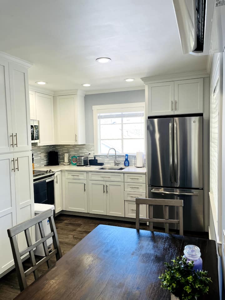 Midtown Condo Upper Unit #4 - Sacramento, CA