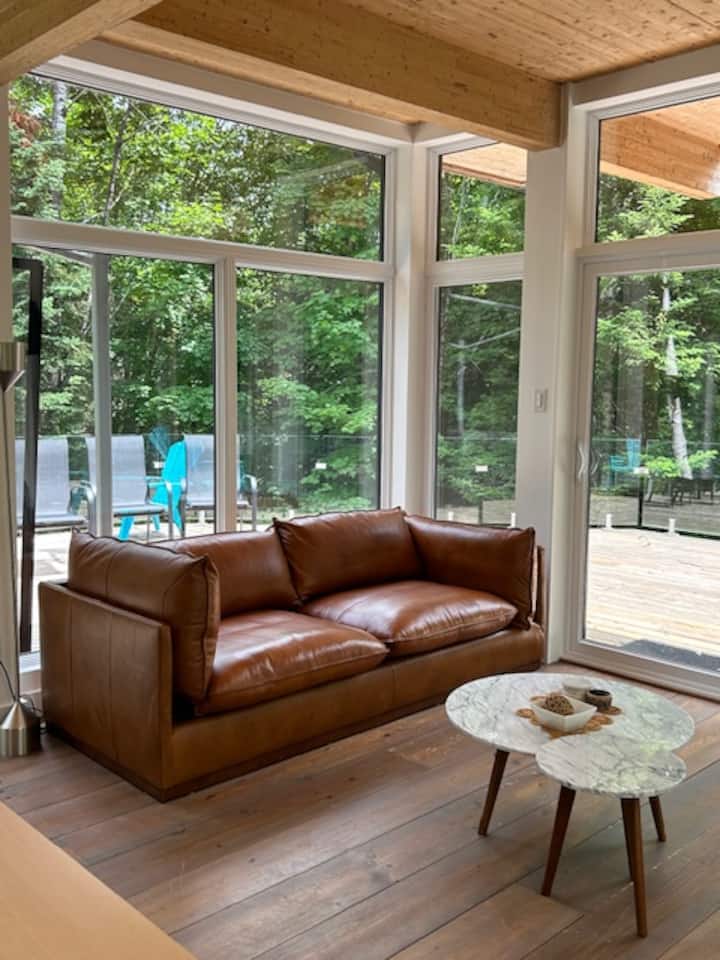 Chicshack Tremblant Glass Oasis Nestled Trees - Laurentides