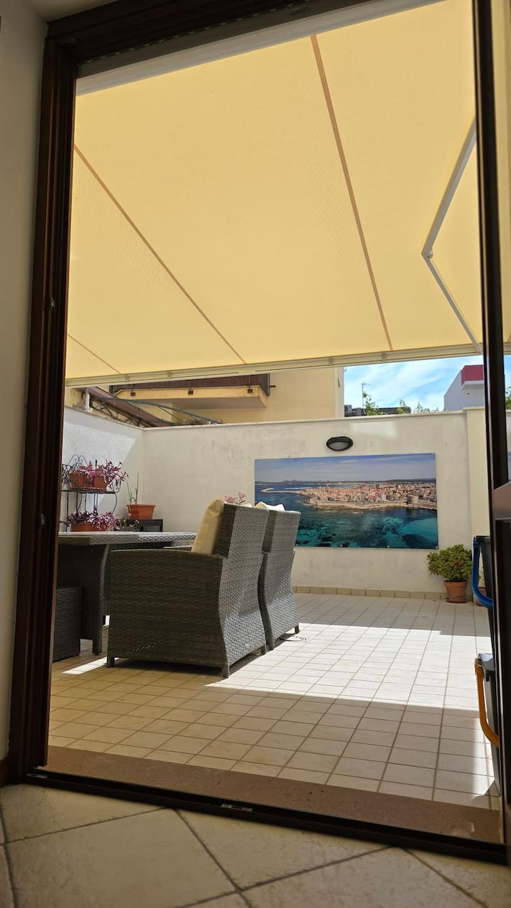 Ad Alghero Vicino Dalla Spiaggia - Alghero