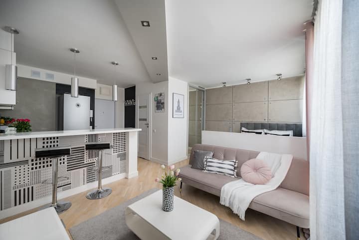 Klimatyzowany Loft Skyline 950 M Od Dworca Metro - Warsaw