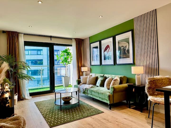 Prime City Centre Boutique Apartment By The Sea - Plymouth