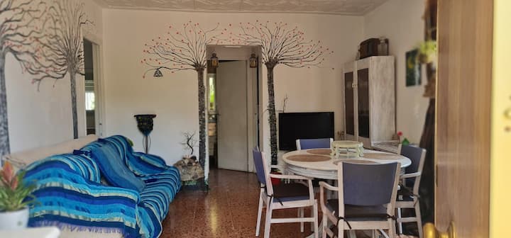 Room With Kitchen Access In A Shared House - Malgrat de Mar