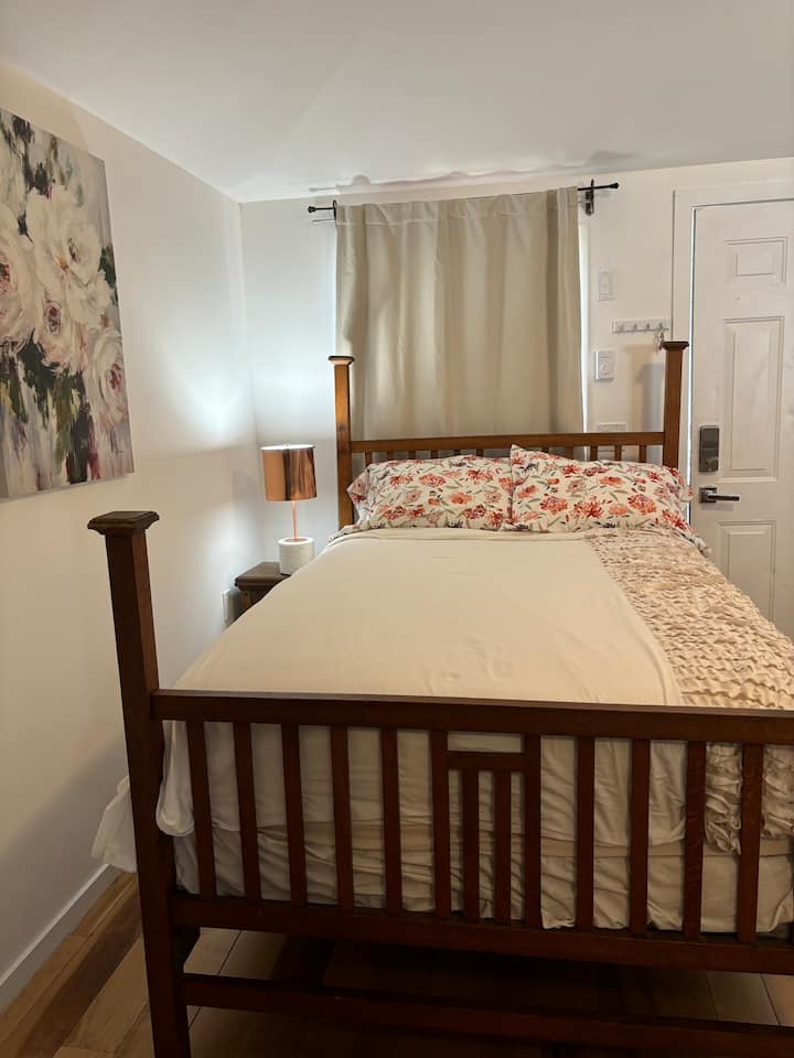 New Boutique Cottage- Steps From The Beach! - Okanagan Falls