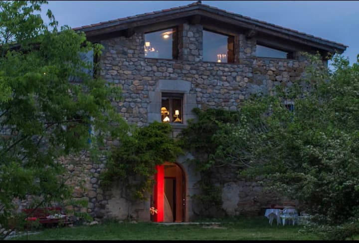 Can Fiol Masia Verano - Besalú