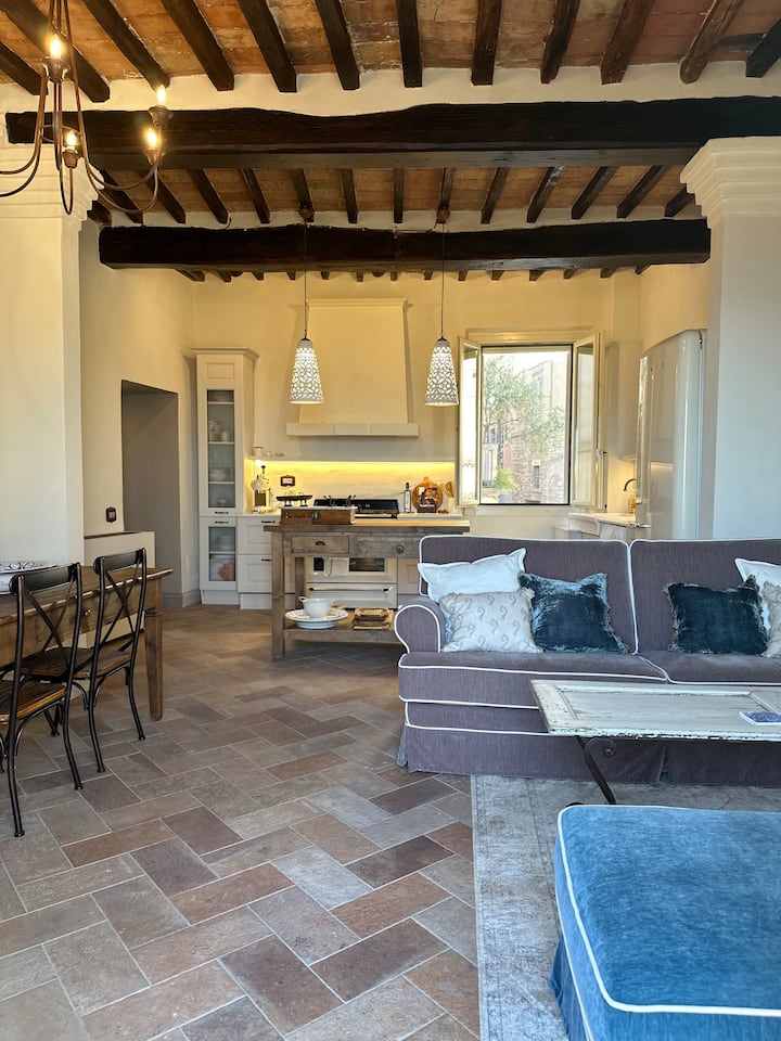 Spectacular Apartment With Private Balcony - Todi