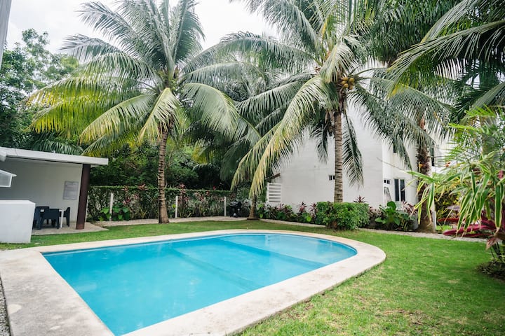 Beautiful Ground Floor Apartment With Pool Cancun. - Cancún