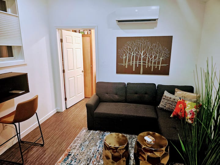 Tiny Twin House, Close To Downtown Attractions! - Roseburg, OR
